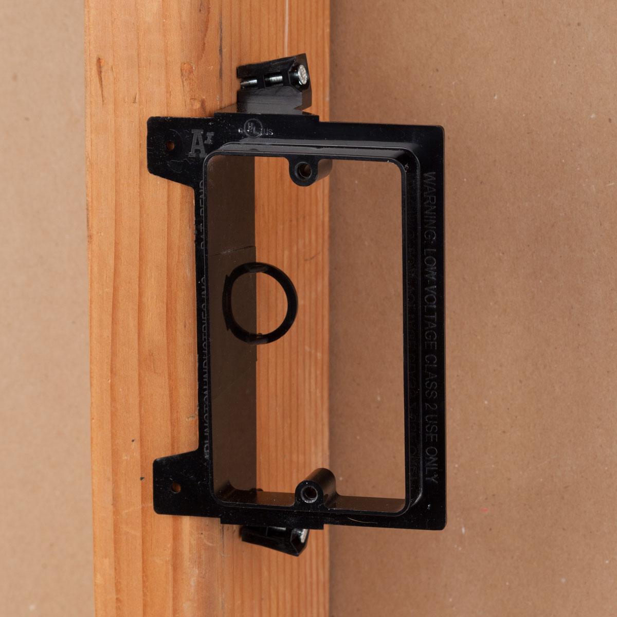 Single Gang Pre-Construction Bracket